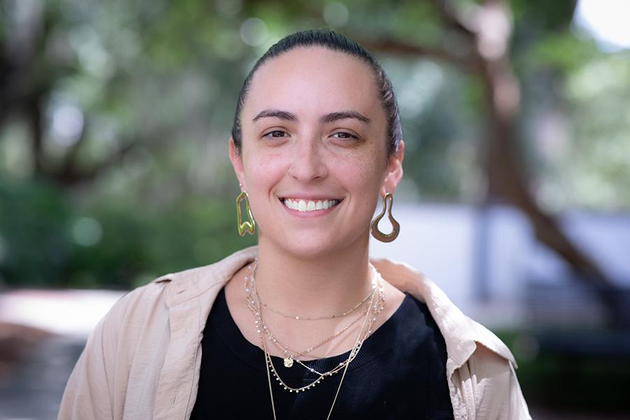 Gabrielle Isgar | Department of Modern Languages and Linguistics