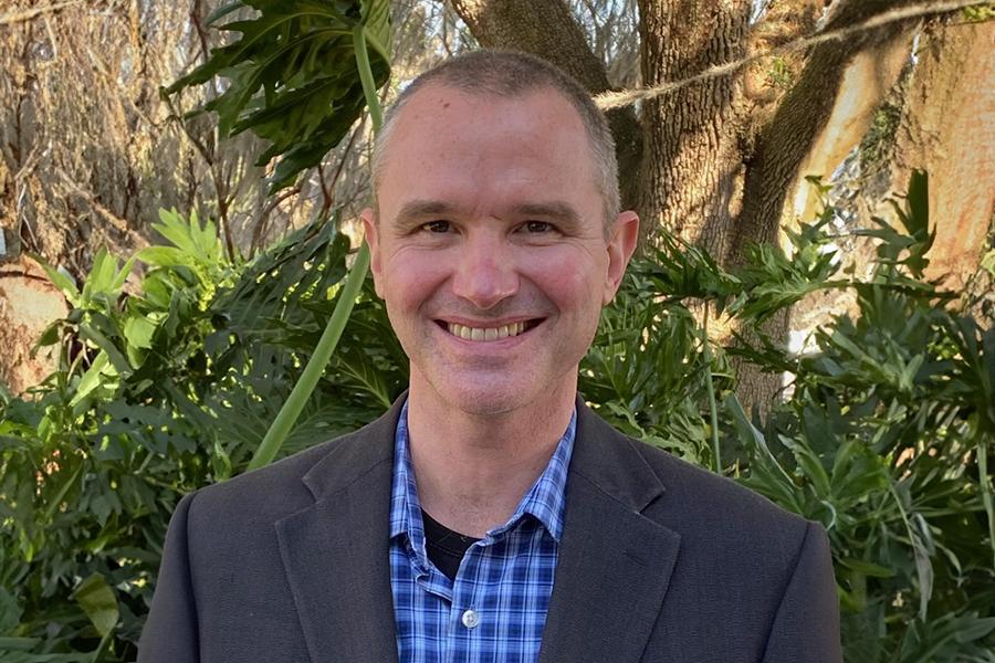 Keith Howard | Department of Modern Languages and Linguistics